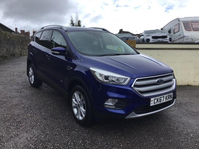 Used FORD KUGA 2017 Blue in Wincanton, Somerset | Bridge Motors